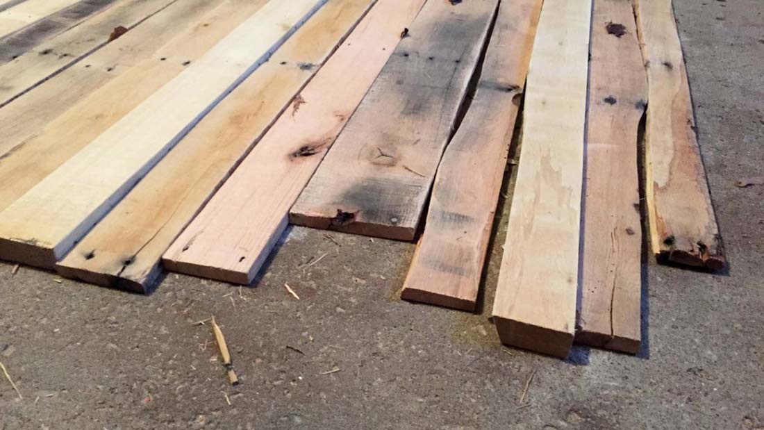 DIY Reclaimed Pallet Wood Cow | And Then We Tried